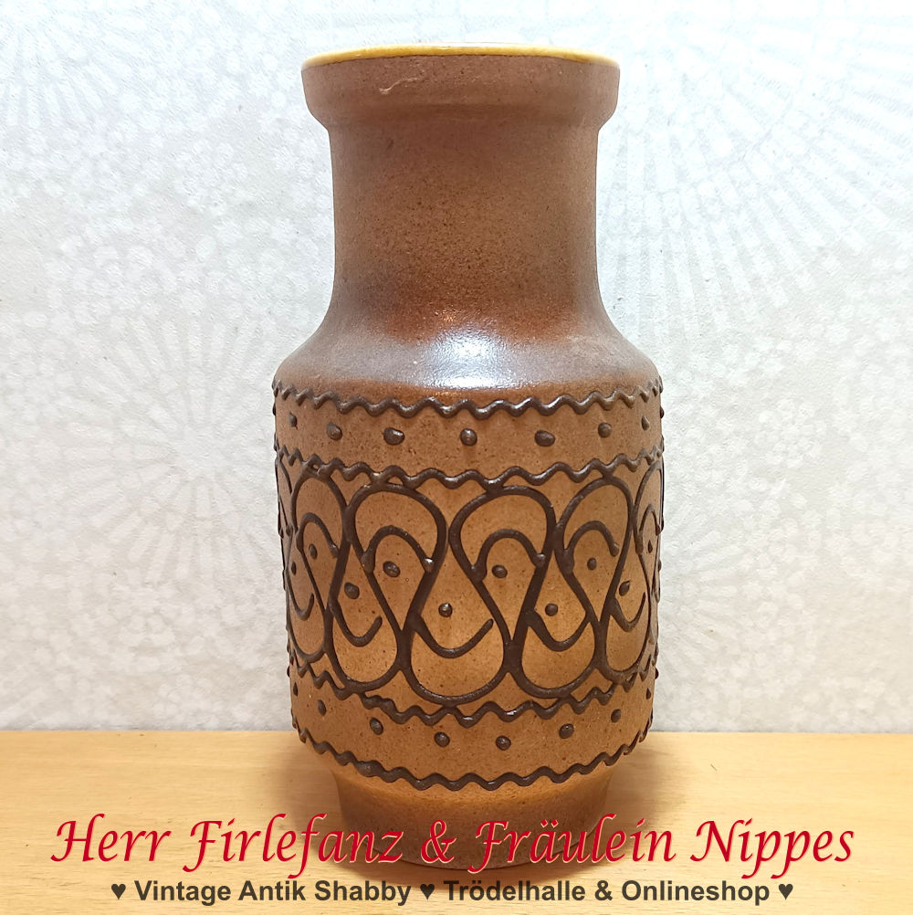 Vintage Keramik Vase mit braunen Ringeln